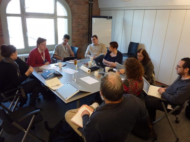 Use Digital Magazines For Effective Internal Communications - Blog